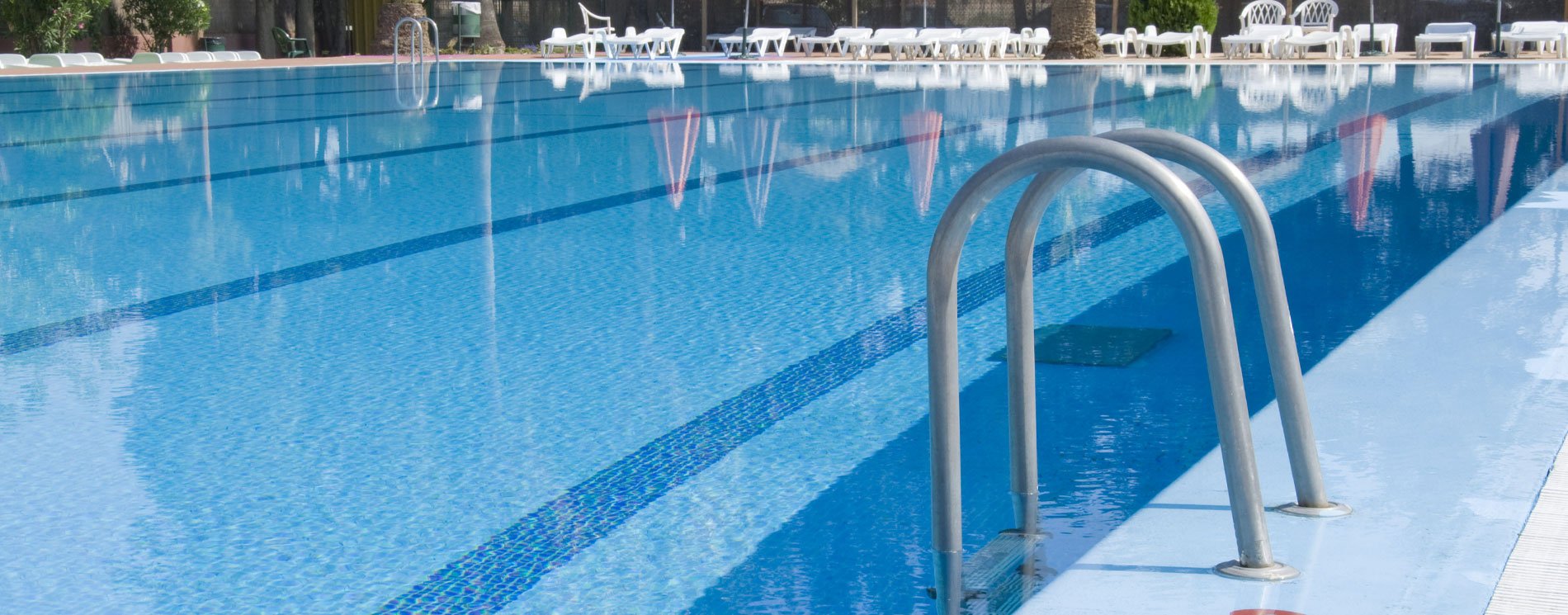 Commercial Services - Holiday Pools